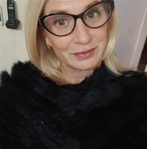 Отделение На 3 декември рожден ден празнува д р Кристина Петкова от Отделение по медицинска