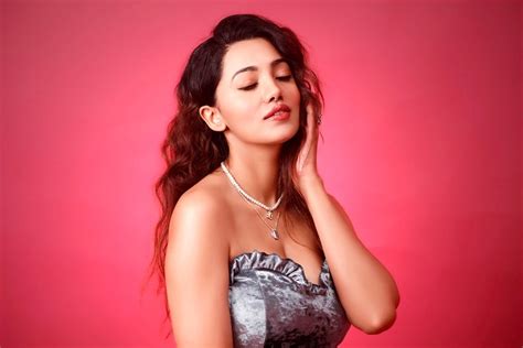 Ananya Raj బికినీలో హీటెక్కిస్తున్న అనన్య రాజ్ Namasthe Telangana