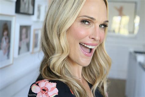 Molly Sims Reinventing The Every Day—organic Spa Magazine