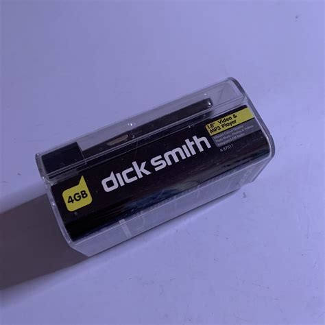 Dick Smith 4gb 18 Video And Mp3 Player Black With Built In Fm Radio Ne Retro Unit