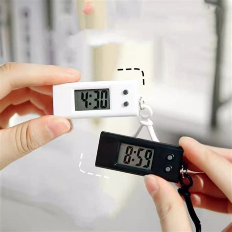 Mini Clock Sporty Led Digital Keychain Timer Compact And Portable