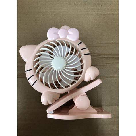 พัดลมไร้สาย หมุนได้ 360 องศา พร้อมคลิปหนีบ ลายการ์ตูนมินเนี่ยน โดราเอ