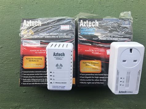 Aztech Homeplug Av Pass Through And Wifi Extender Computers And Tech Parts And Accessories