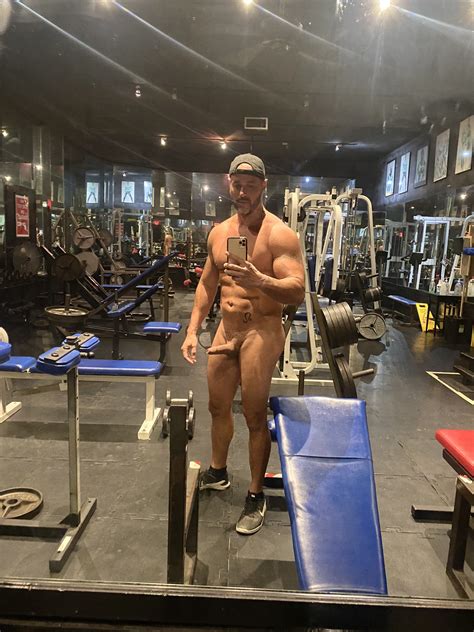 Nakedadventuresmale On Twitter Great To Be In The Gym Nudeworkout Https T Co AUVXi VVcZ