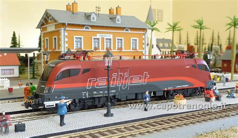 Piko Electric Model Trains
