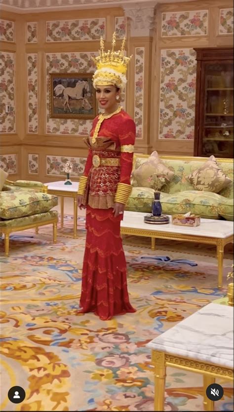 10 Foto Royal Wedding Putri Sultan Brunei Yang Menikah Dengan Sepupu