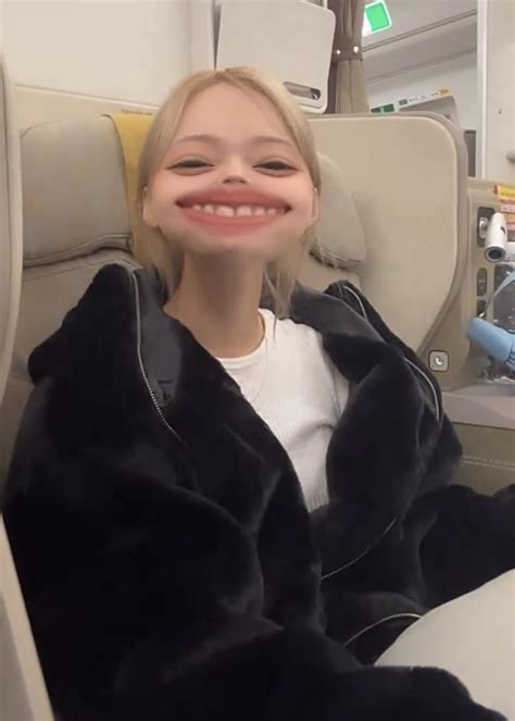 Pin By Andrea D On Aespa Queens Winter Meme Funny Winter Pictures