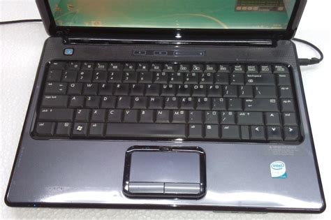 BARANG BARANG ELEKTRIK TERPAKAI DAN RARE SOLD OUT LAPTOP COMPAQ MODEL PRESARIO V3000