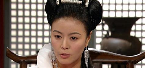 تصاویر تغییر چهره بازیگر نقش بانو یومیول سریال جومونگ بعد 18 سال