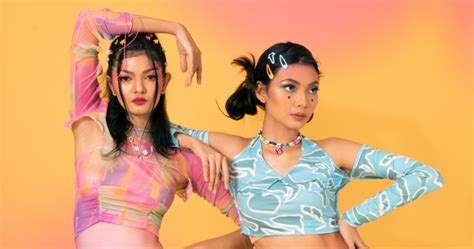 7 Middle‑class Status Symbols That Were Cool In The 90s But Just Look Cringey Now