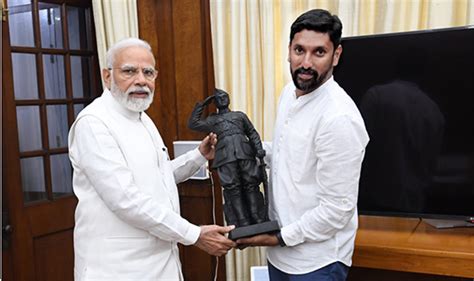 अरुण योगीराज का जीवन परिचय Arun Yogiraj Biography In Hindi