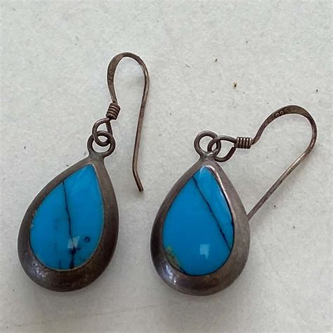 925 Sterling Silver Turquoise Drop Earringss