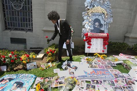 Michael Jackson Death Five Years Later Fans Still Come Out Los