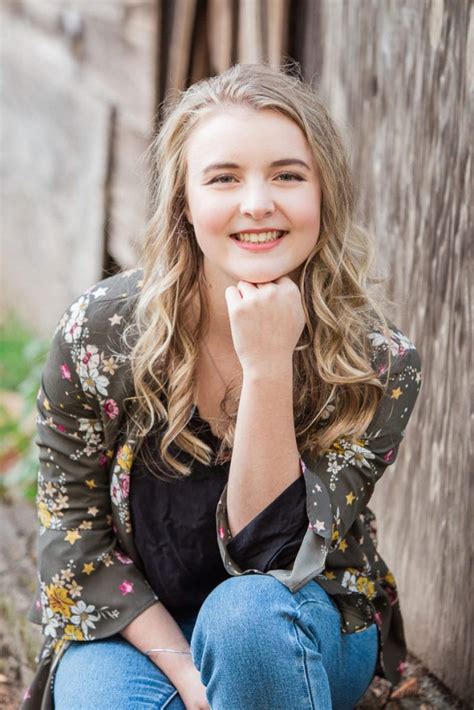 High School Senior Portraits Beaverton Lake Oswego Tigard Tualatin