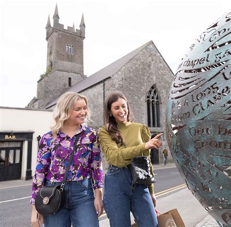 About Ennis Ennis Walking Tours