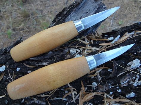 Woods Roamer Mora Knives
