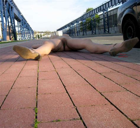 Exhibitionist Women Spreading Legs