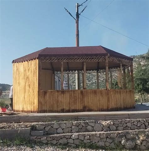 أعمال خشبية