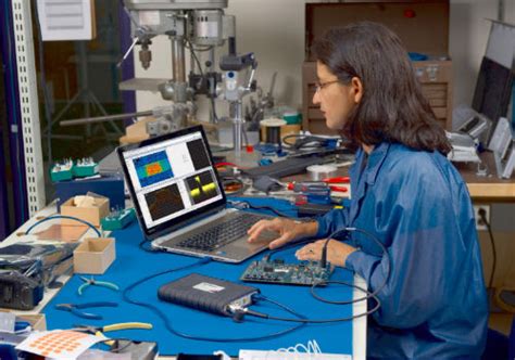 Tektronix Announces Affordable Full Featured Highly Portable Spectrum Analyzer