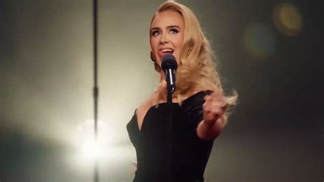 Scramble Begins For Adele Tickets Fans Find There Are Already 270000 Ahead Of Them In The