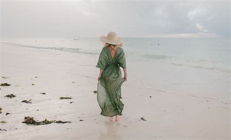 3 Myths About Themselves That Highly Sensitive Introverts Need To Stop
