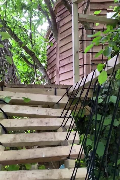 Learn How To Build Your Own Diy Treehouse With This Guide Artofit