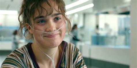 A Dos Metros De Tí Five Feet Apart A Sala Llena