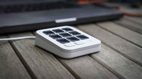 Logitech MX Creative Console Review Camera Jabber