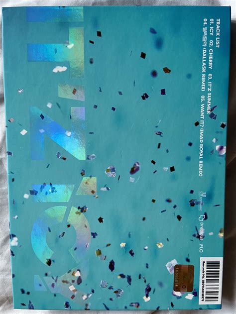 Itzy Itz Icy Album Hobbies Toys Memorabilia Collectibles K Wave On Carousell