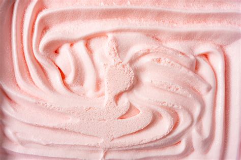 수평 구성에서 배경과 질감으로 딸기 맛 아이스크림 탑 뷰 0명에 대한 스톡 사진 및 기타 이미지 0명 건강한 식생활 냉동식품 Istock