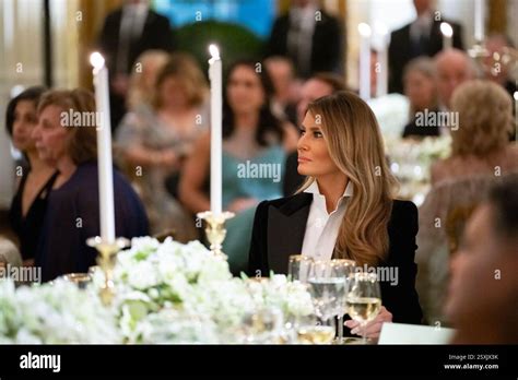 First Lady Melania Trump Veranstaltet Am Samstag Den 22 Februar 2025