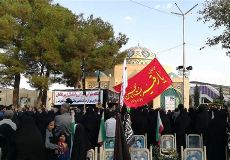 پرچم حرم امام حسین ع در گلزا شهدای اصفهان به اهتزاز درآمد تسنیم