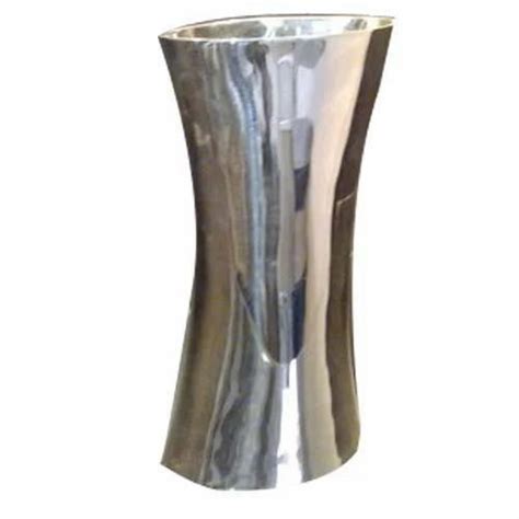 Angular Vase At Best Price In Delhi By Onkar Industries Id 2708460733