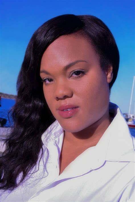 Tre Curvy Model Female Model Profile Boston Massachusetts Us 30