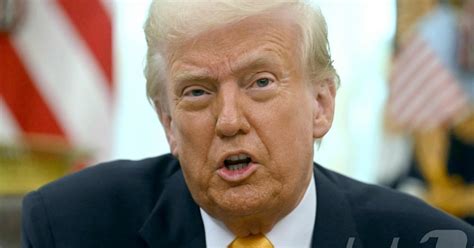 트럼프 이란에 핵협상 촉구 서한 보내…곧 뭔가 있을 것 종합