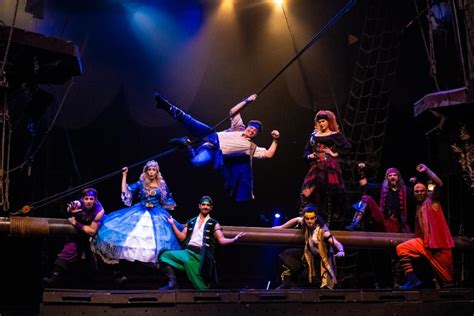 Pirates Dinner Adventure In Buena Park Debuts A New Show Los Angeles