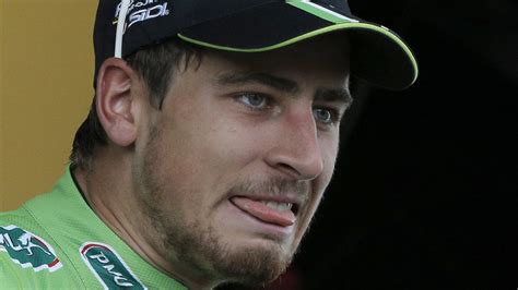 Sagan V Novinách Sagan V Televízii Sagan V Kindervajci A Teraz Nedá Pokoj Ani V Krčme