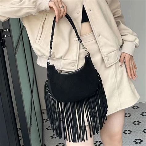 스웨이드 태슬 숄더백 제이로