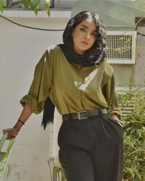 Mohadeseh Adlı Kullanıcının Cool Outfits Panosundaki Pin 2025 Kadın