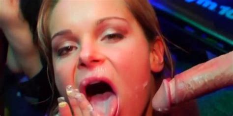 Drunksexorgy Dancing Pornstars Gets Nailed In Public Tnaflix Com