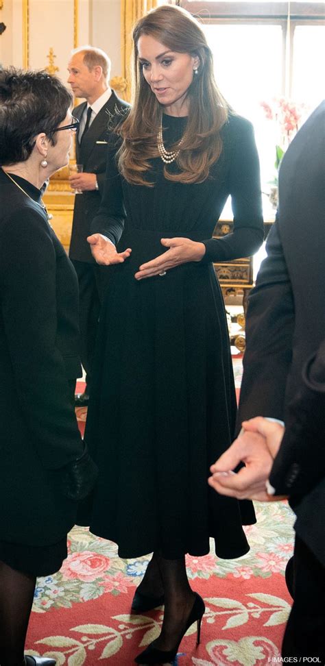 Kate Middleton Wears Queens Pearl Necklace To Luncheon