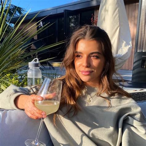 Ellie Brown Ellielouisebrown Threads Say More