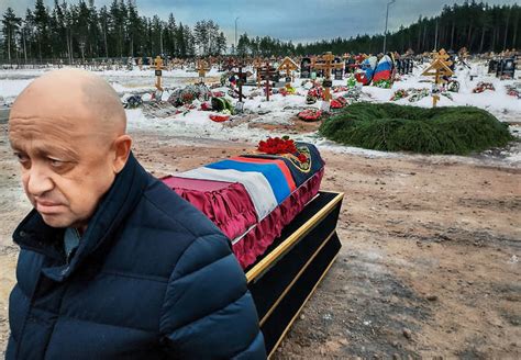 Пригожин Украины дайнд Вагнерын 20 мянган цэрэг амиа алдсаны тал нь хоригдлууд байсан