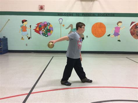 Difference Between A Throw And Toss At Kirsten Allen Blog