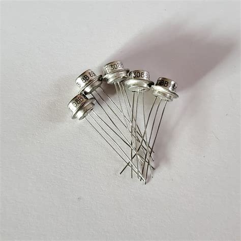 1T308V Germanium Transistors PNP NOS 64hFE-69hFE (5 Pcs) | Reverb