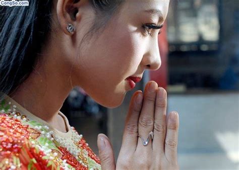 Th I Nh V N Thay I H Nh Nh Qu Bom Sex Trong N M Qu T