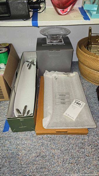 Simon Pearce Bowl Mary Jurek Platter Home Grown Serving Dish Maxsold