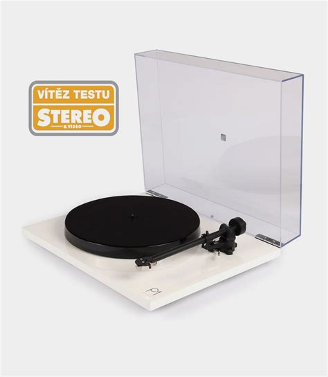 Rega Planar 1 Plus – avitsmart