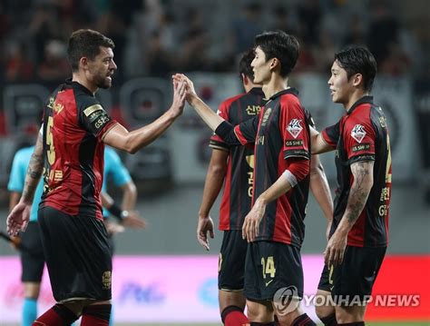 7 2 대승 거둔 Fc 서울 연합뉴스