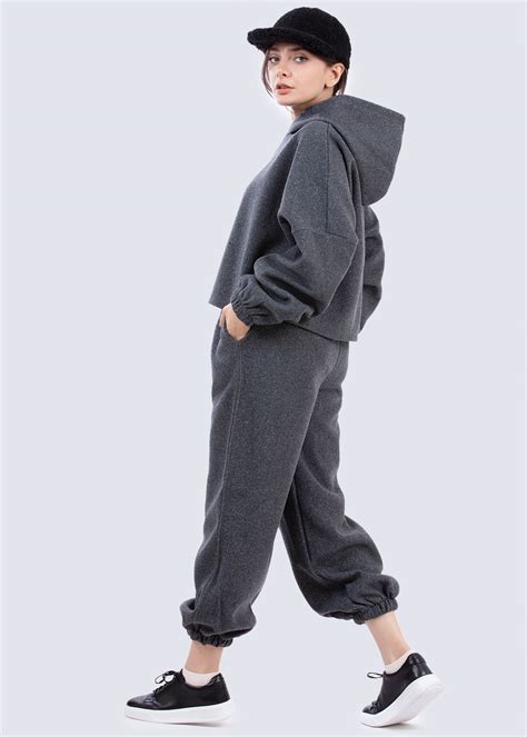 خرید ست هودی و شلوار زنانه بیــتا با بهترین قیمت فروشگاه پوشاک پنو